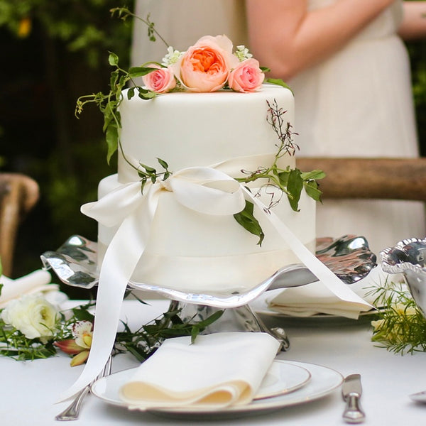 Vento Pedestal Oven to Table Cake Plate by Beatriz Ball – DOVECOTE ...