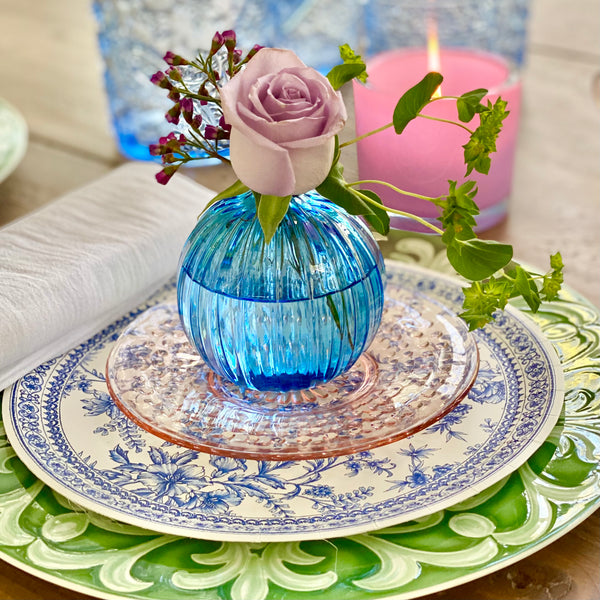Toile Paper Dinner Plates in Blue by Coterie – DOVECOTE | Artistry at Home